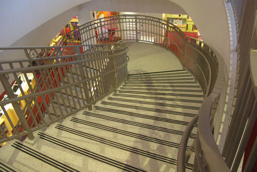 Spiral Stringers & Stairs : Albina Co., Inc.