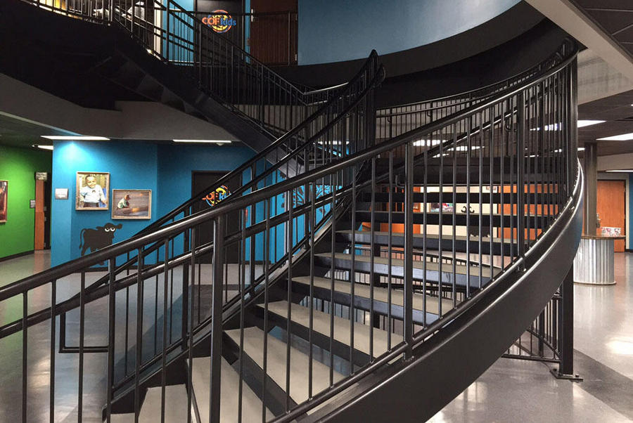 Spiral Stringers & Stairs : Albina Co., Inc.