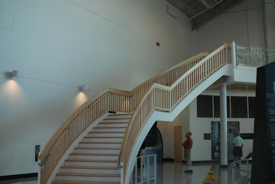 Spiral Stringers & Stairs : Albina Co., Inc.